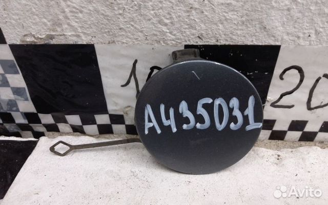 Заглушка буксировочного крюка переднего бампера BM купить в Москве BMW ...